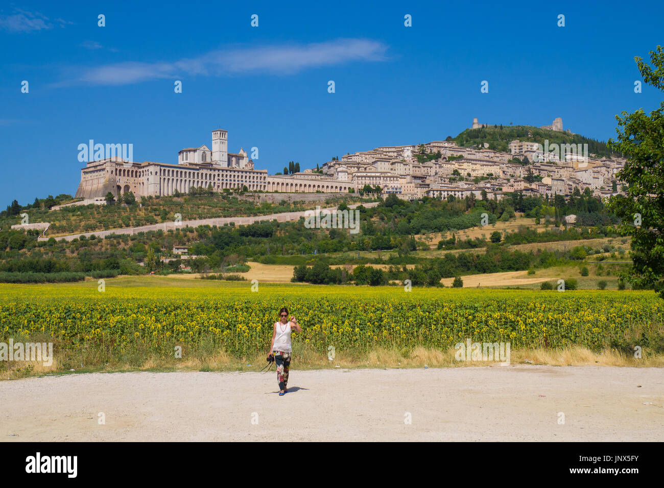 Assisi, Umbria (Italy) - The awesome medieval stone town in Umbria ...
