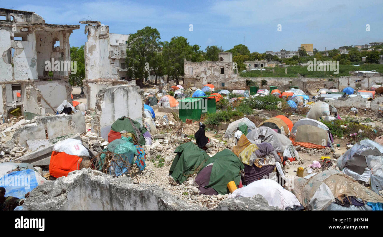 TOKYO, Japan - Photo shows tents of refugees who came to Mogadishu to ...