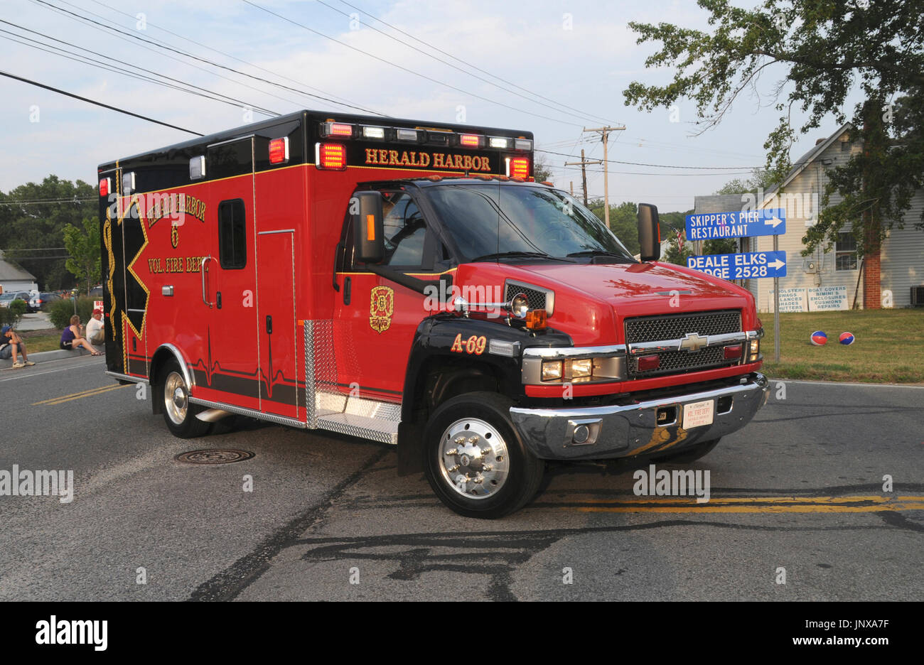 Ambulance from Herald Harbor Volunteer Fire Department responding on a ...