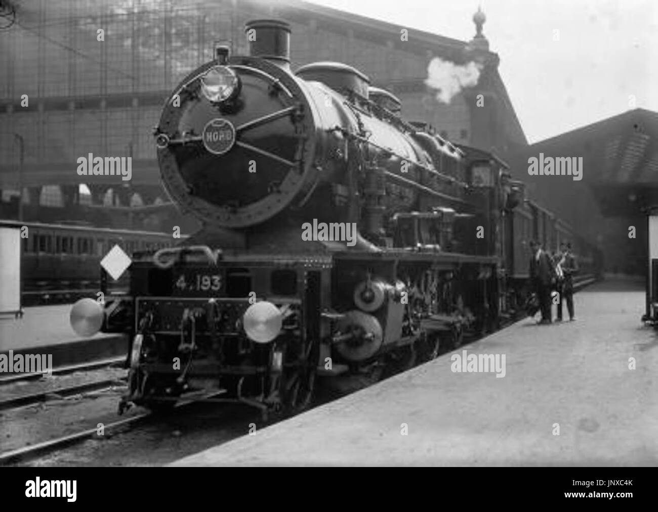 Steam locomotive 1930 hi-res stock photography and images - Alamy