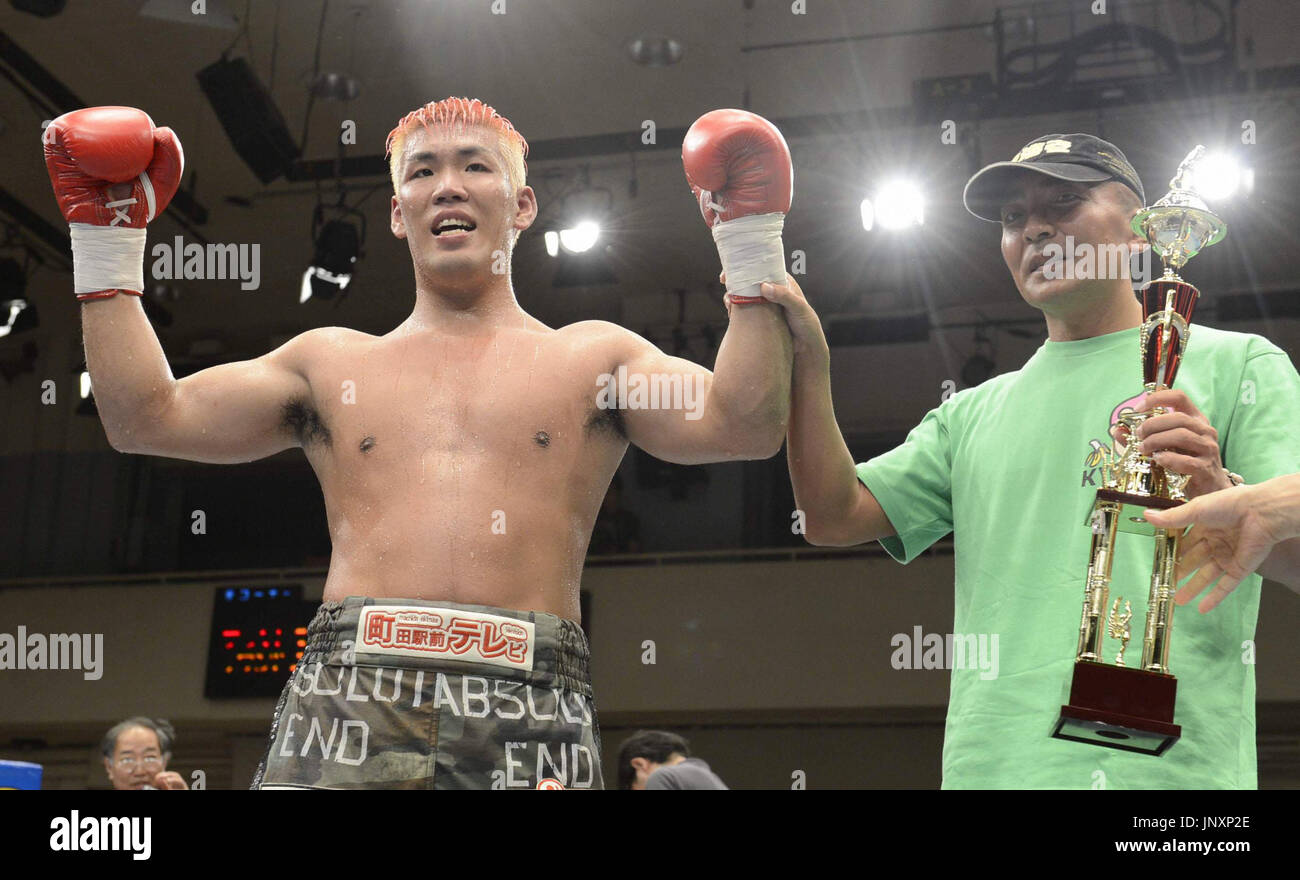 TOKYO, Japan - Japan's No. 1 rated heavyweight boxer Kyotaro Fujimoto ...