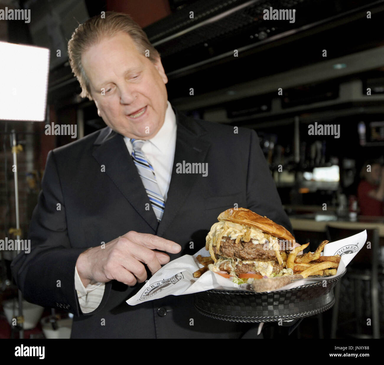 ARLINGTON, United States - Robert Cluck, mayor of Arlington, Texas ...