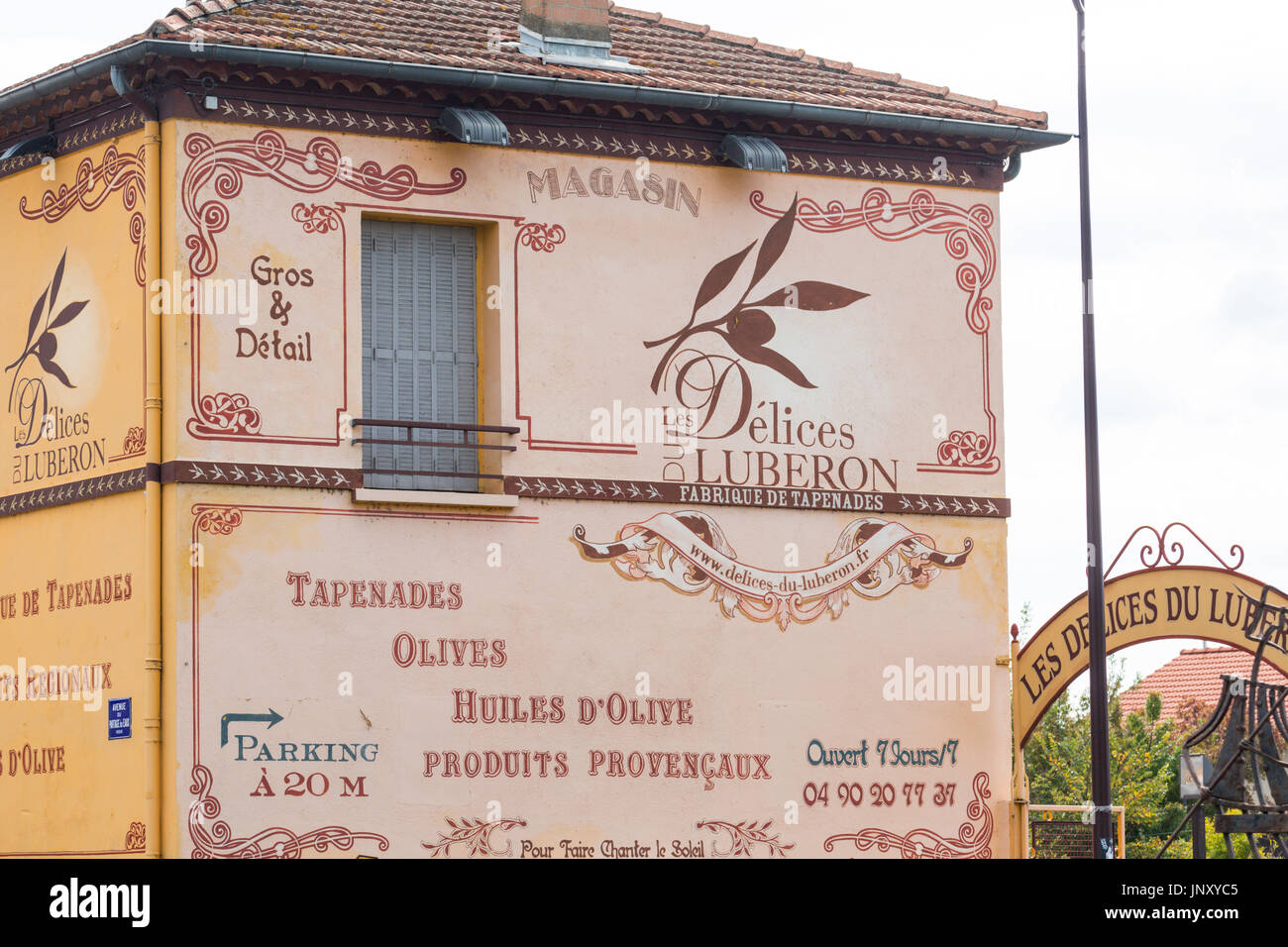 Isle-sur-la-Sorgue, Provence, France - October 9, 2015: Les Delices du ...