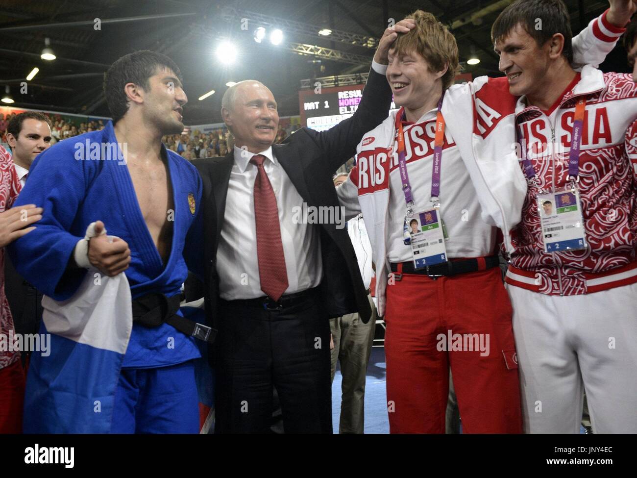 LONDON, Britain - Russian President Vladimir Putin (second from L ...