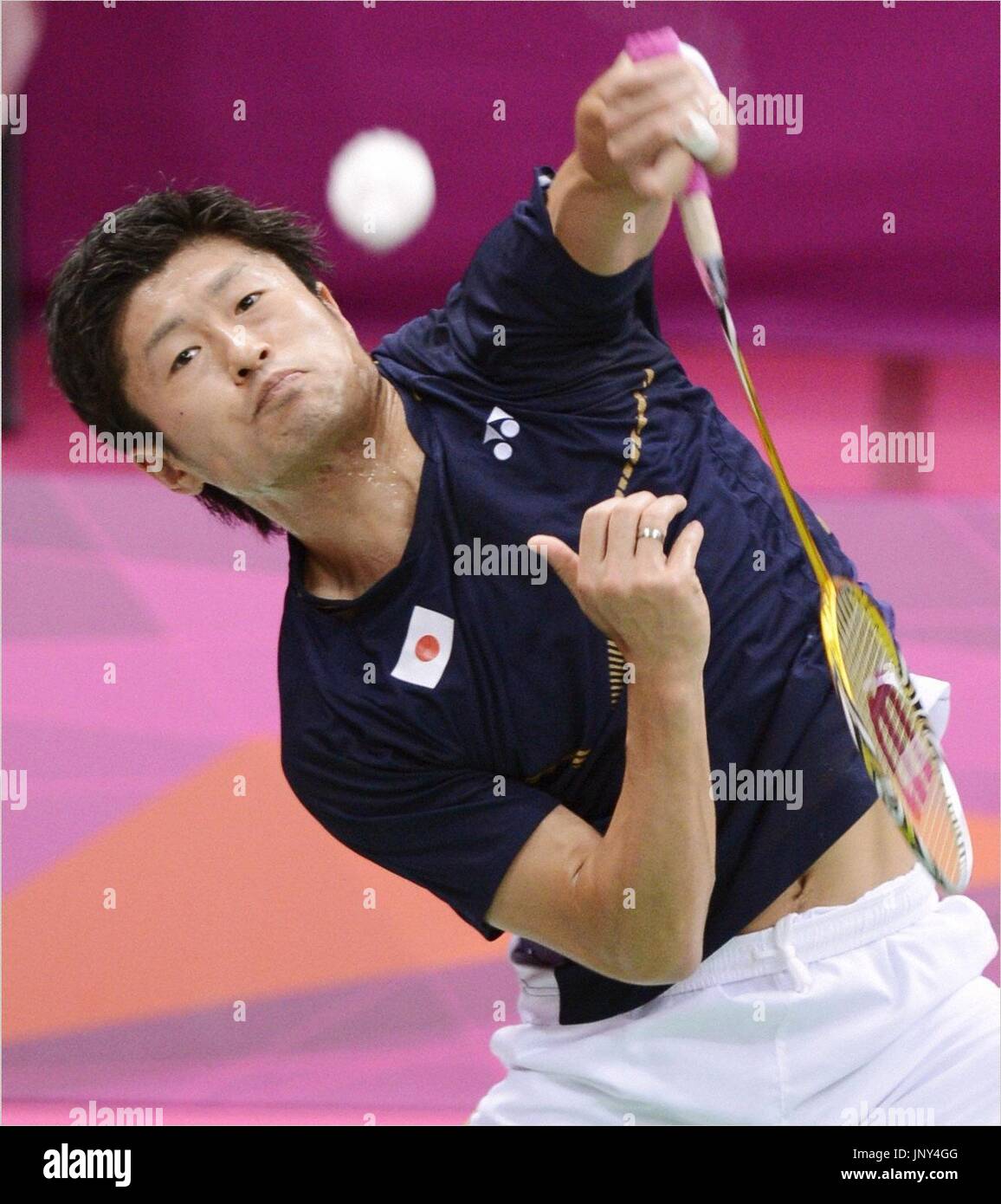 LONDON, Britain - Japan's Sho Sasaki plays against China's Lin Dan in ...