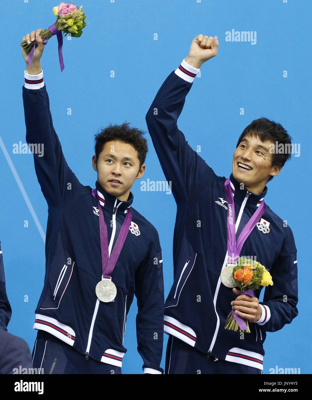 LONDON, Britain - Japan's Kosuke Kitajima (L) and Takeshi Matsuda ...