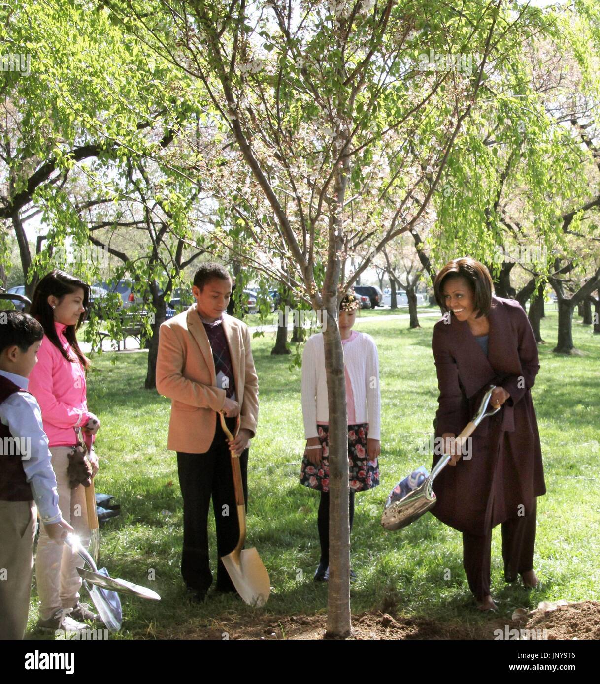 WASHINGTON, United States - U.S. first lady Michelle Obama (far R ...