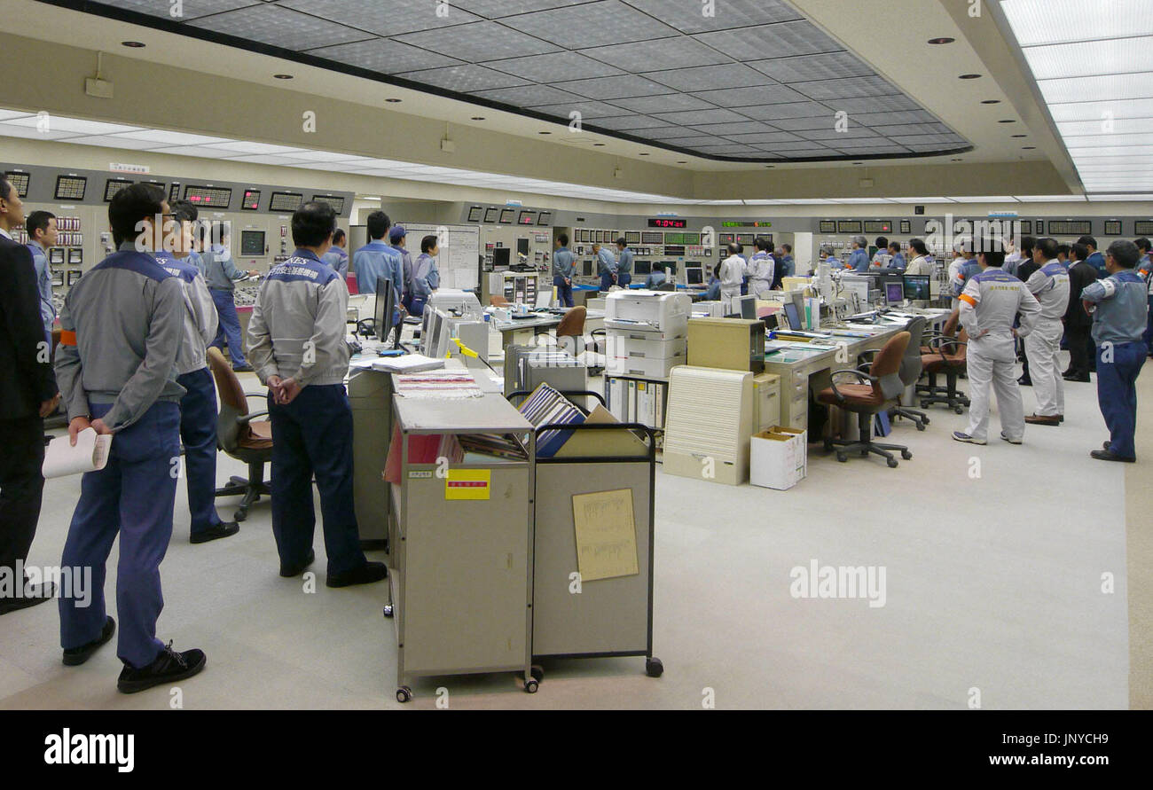 OI, Japan - Photo shows the central control room for the No. 3 reactor ...