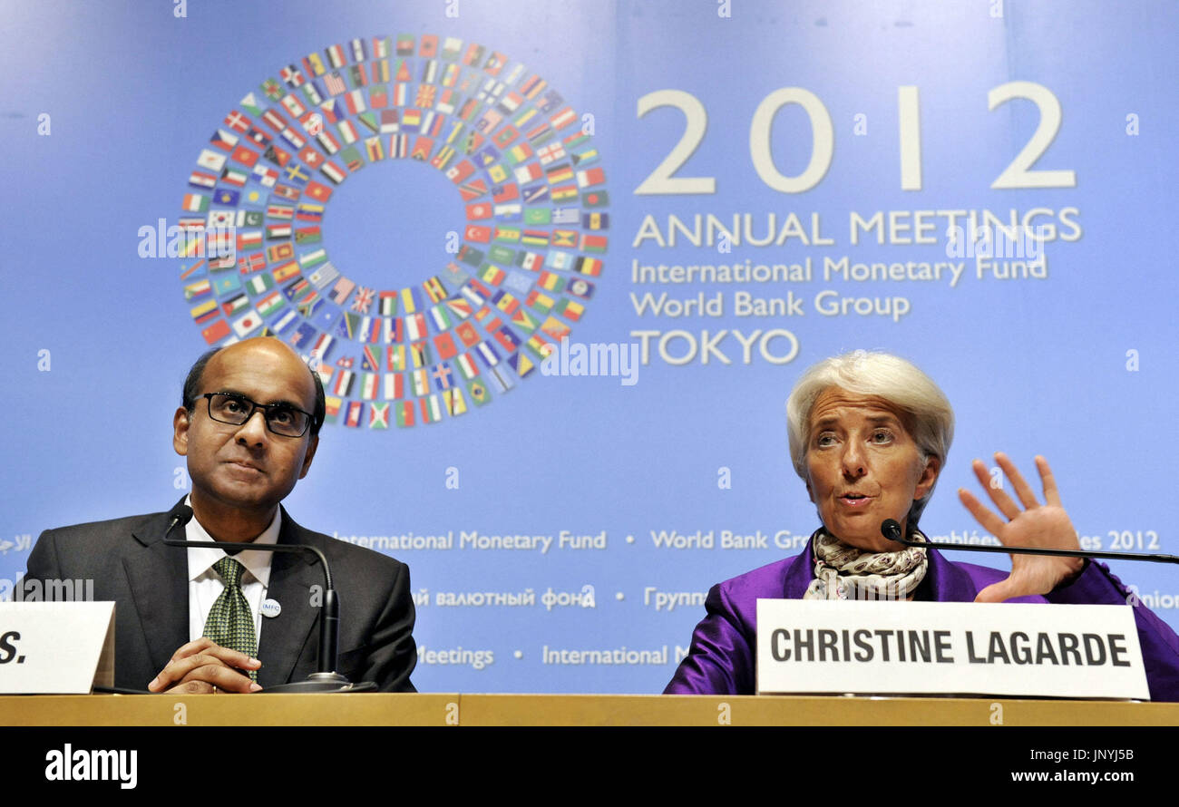TOKYO, Japan - Tharman Shanmugaratnam (L), chairman of the ...