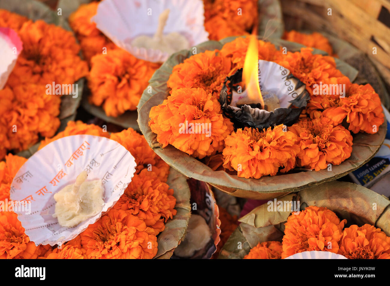 Varanasi worship arti puja hi-res stock photography and images - Alamy