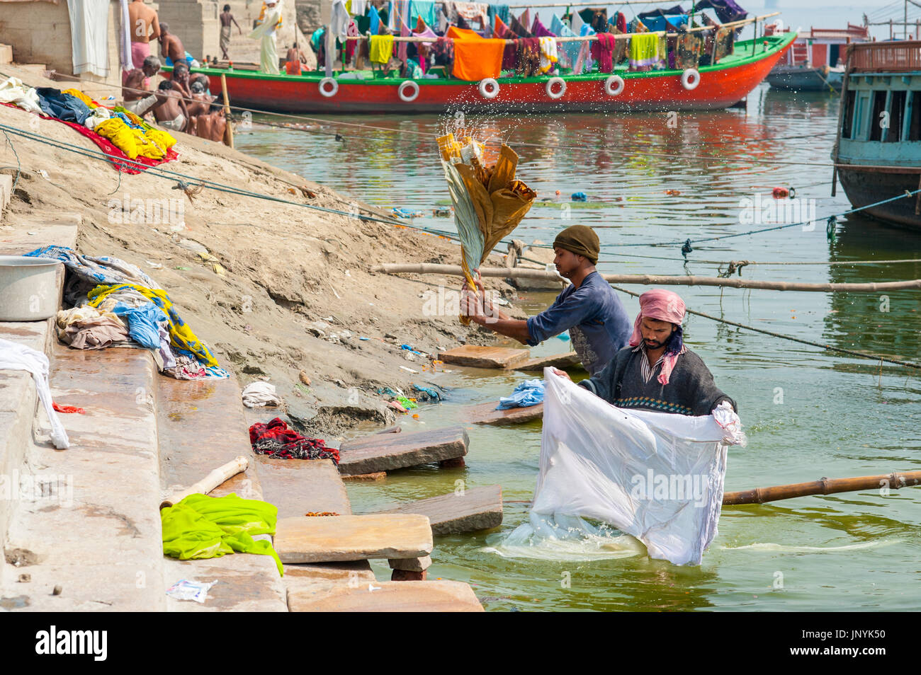 Washerman hi-res stock photography and images - Alamy