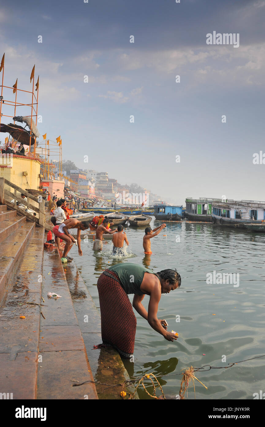 Ablutions in india hi-res stock photography and images - Alamy