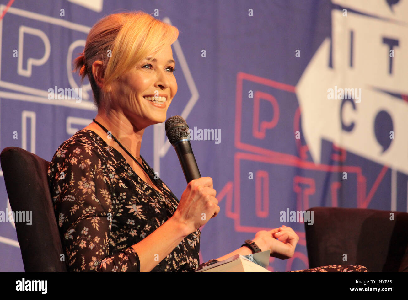 Chelsea handler show hi-res stock photography and images - Alamy