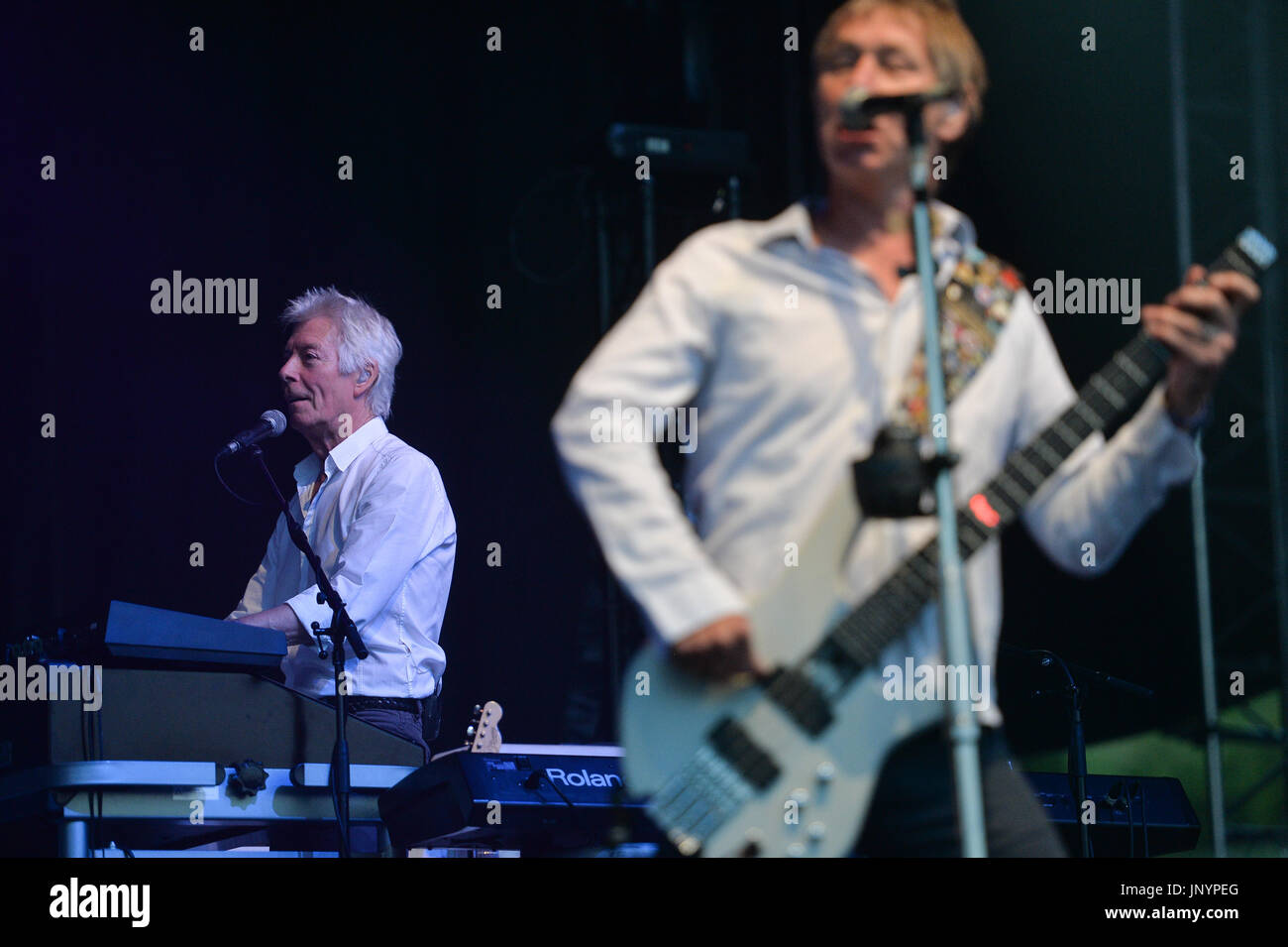 Andy bown hi-res stock photography and images - Alamy