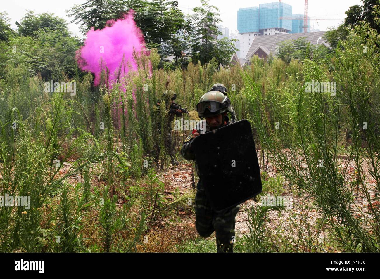 Nanning, Nanning, China. 31st July, 2017. Soldiers attend military ...