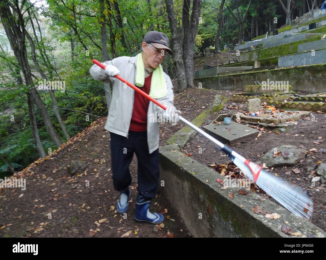 TOKYO, Japan - Mimasaka Higuchi, a Japanese Muslim who formerly served ...