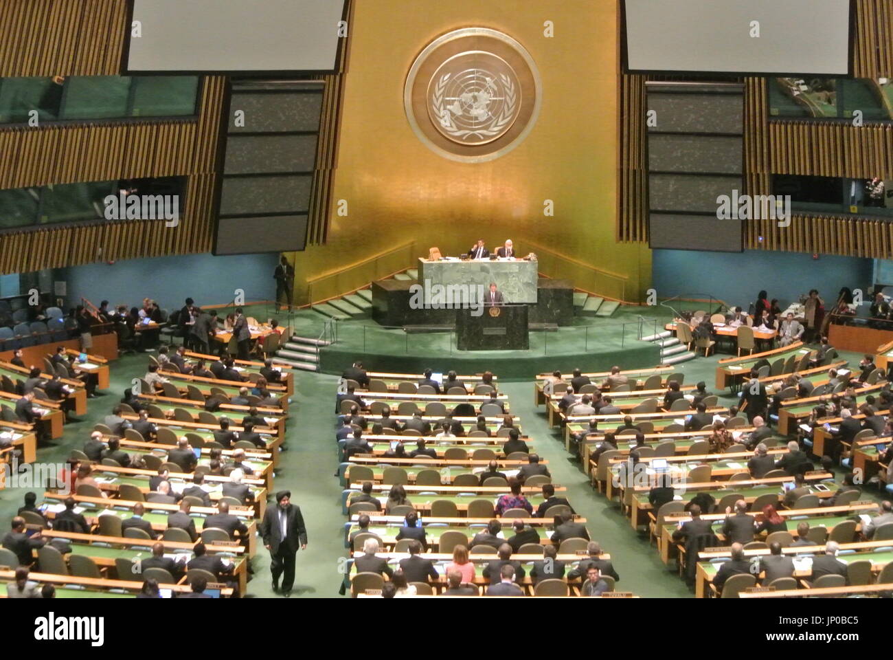 NEW YORK, United States - The U.N. General Assembly discusses a ...