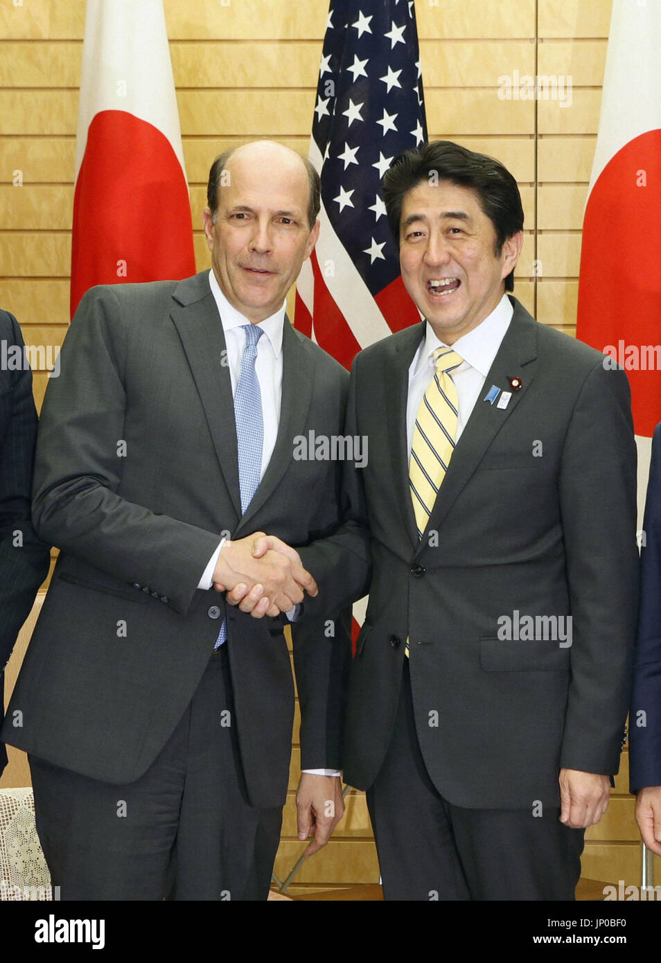 TOKYO, Japan - U.S. Ambassador to Japan John Roos (L) and Japanese ...