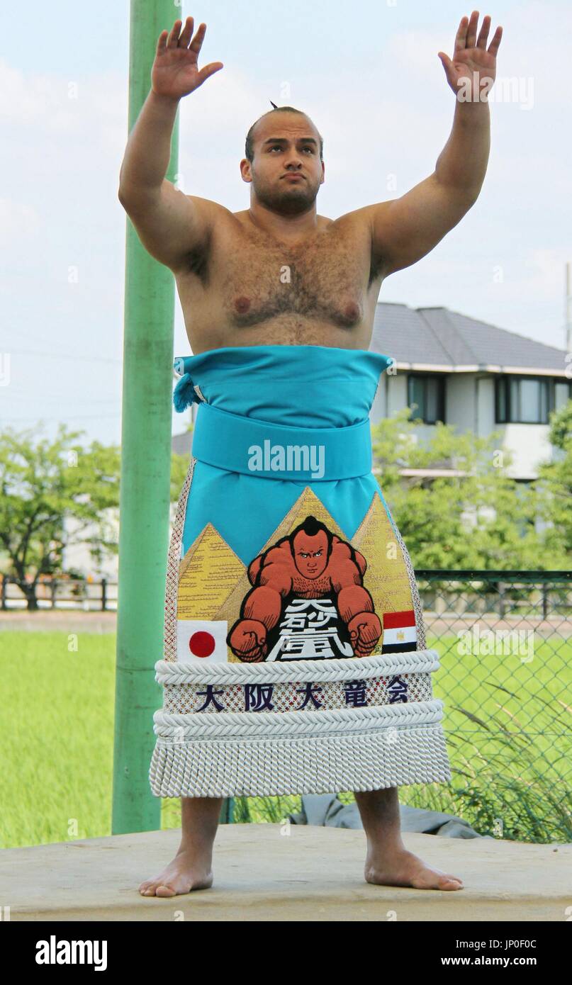 NAGOYA, Japan - Egyptian sumo wrestler Osunaarashi, who has been ...