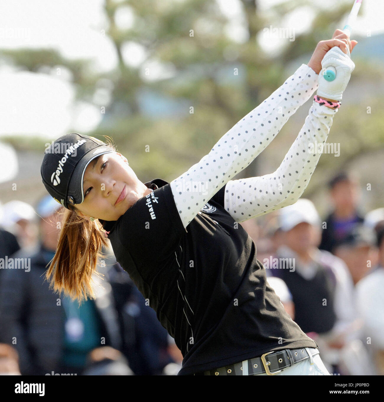 MIKI, Japan - Photo shows Kim Na Ri of South Korea playing a shot on ...