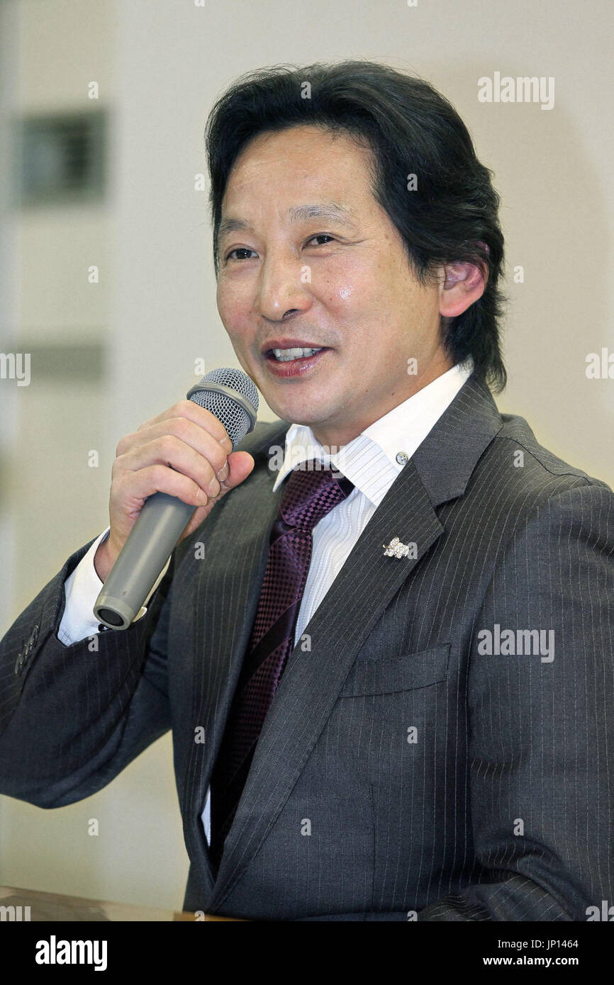 RITTO, Japan - Japanese jockey Katsumi Ando speaks at a press ...