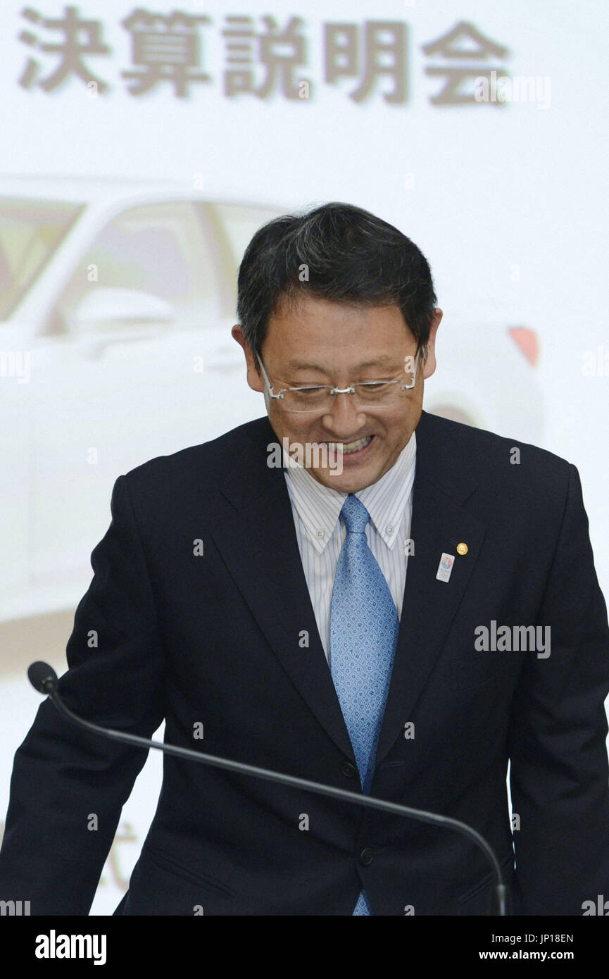 TOKYO, Japan - Toyota Motor Corp. President Akio Toyoda ends a press ...