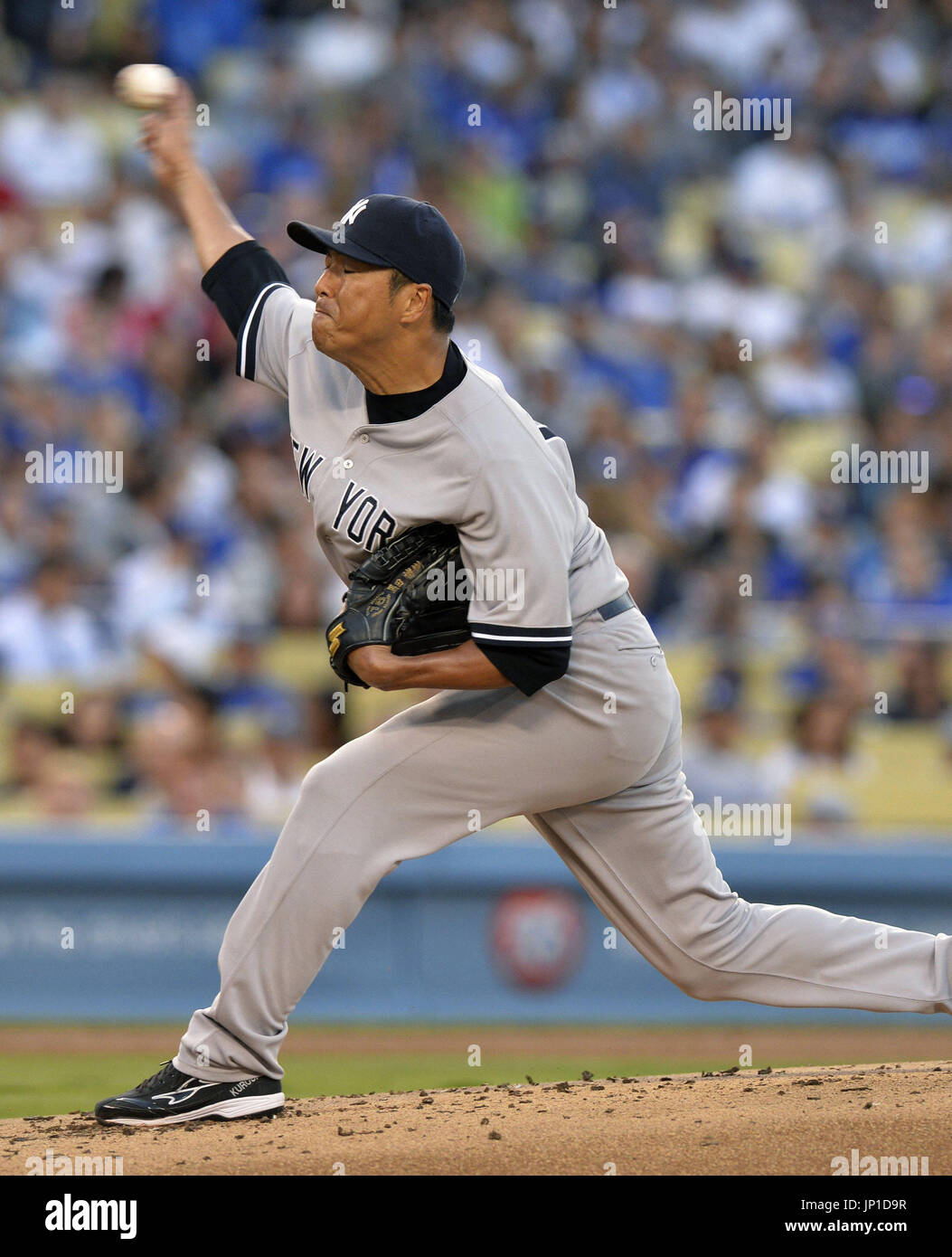 LOS ANGELES, United States - New York Yankees starter Hiroki Kuroda ...