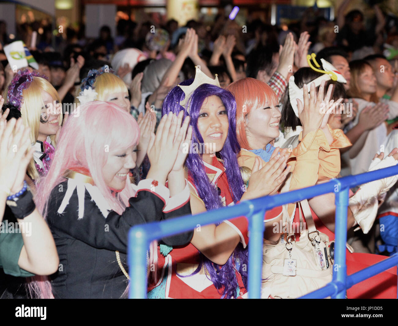 NAGOYA, Japan - Visitors to the 11th World Cosplay Summit clap in ...