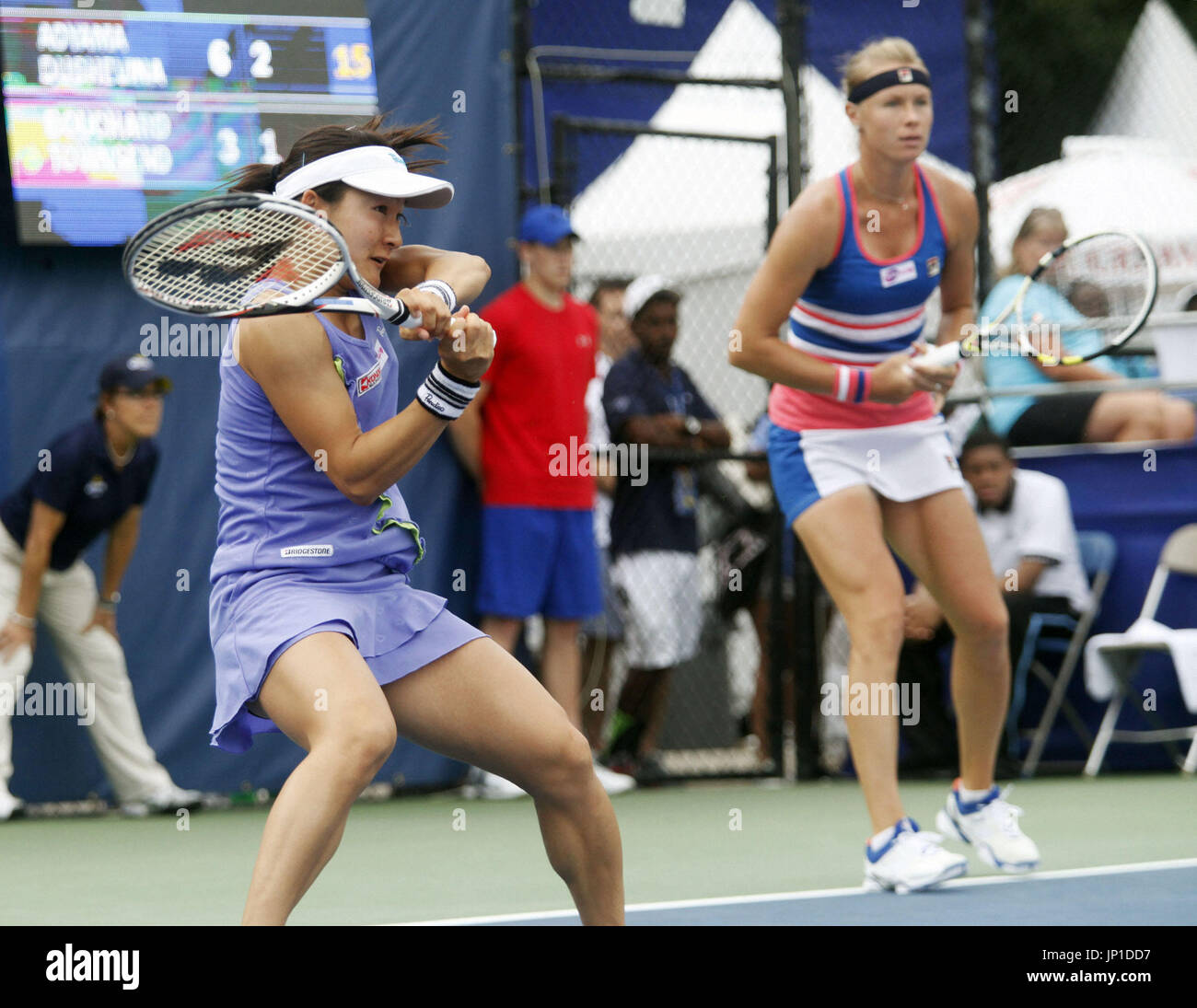 WASHINGTON, United States - Japan's Shuko Aoyama (L) and Russia's Vera ...