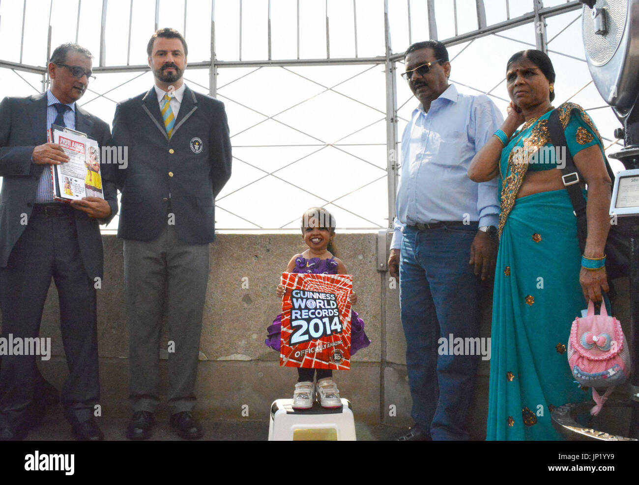 NEW YORK, United States - Jyoti Amge attends a Guinness World Records ...