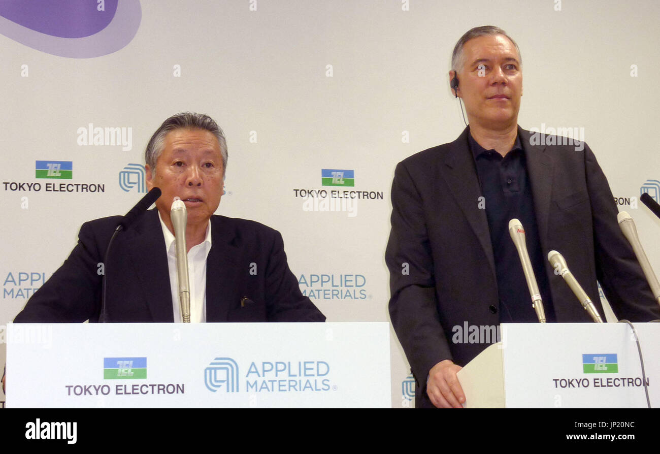 TOKYO, Japan - Tetsuro Higashi (L), chairman and president of ...