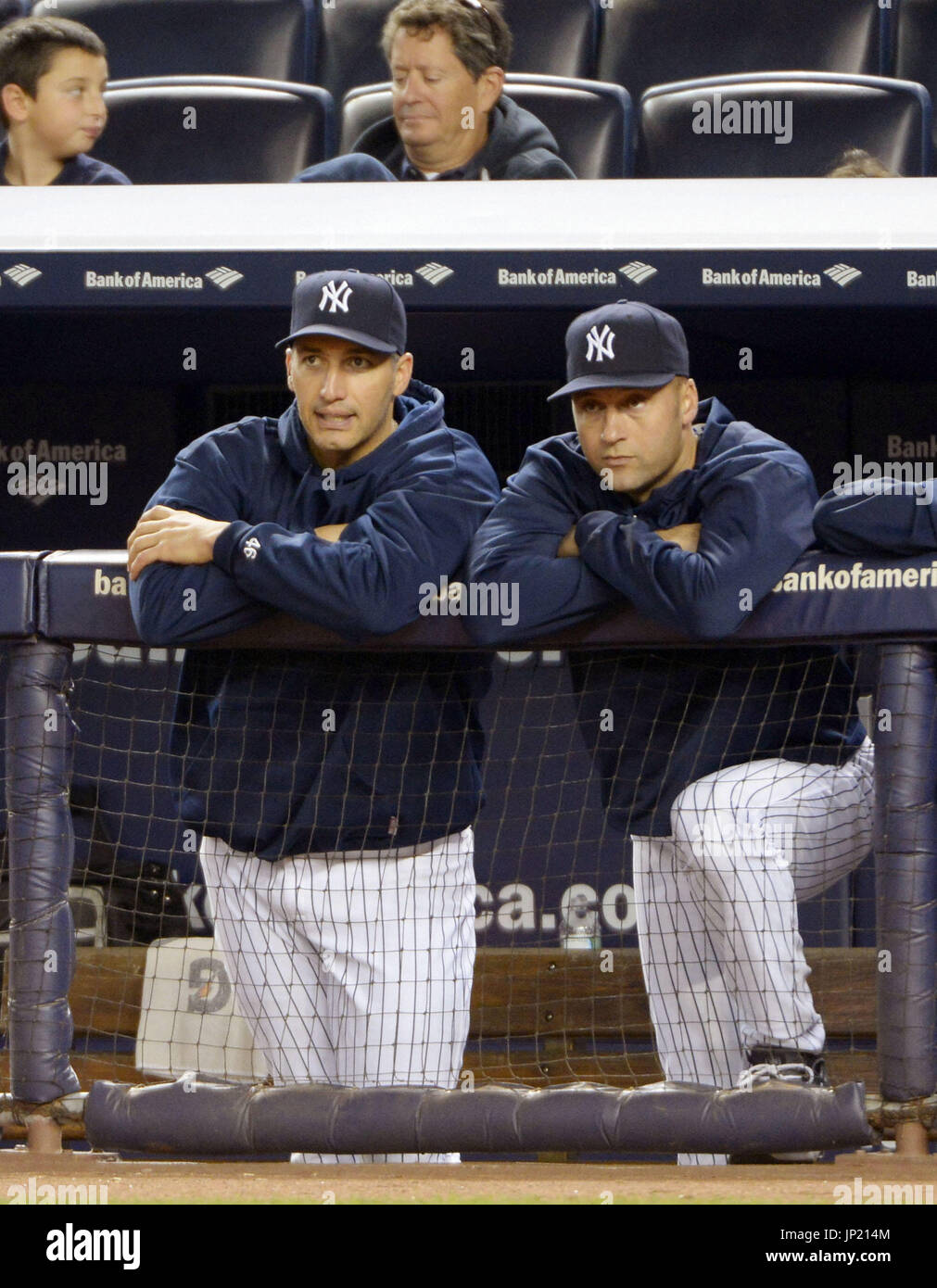 NEW YORK, United States - New York Yankees left-hander Andy Pettitte (L ...