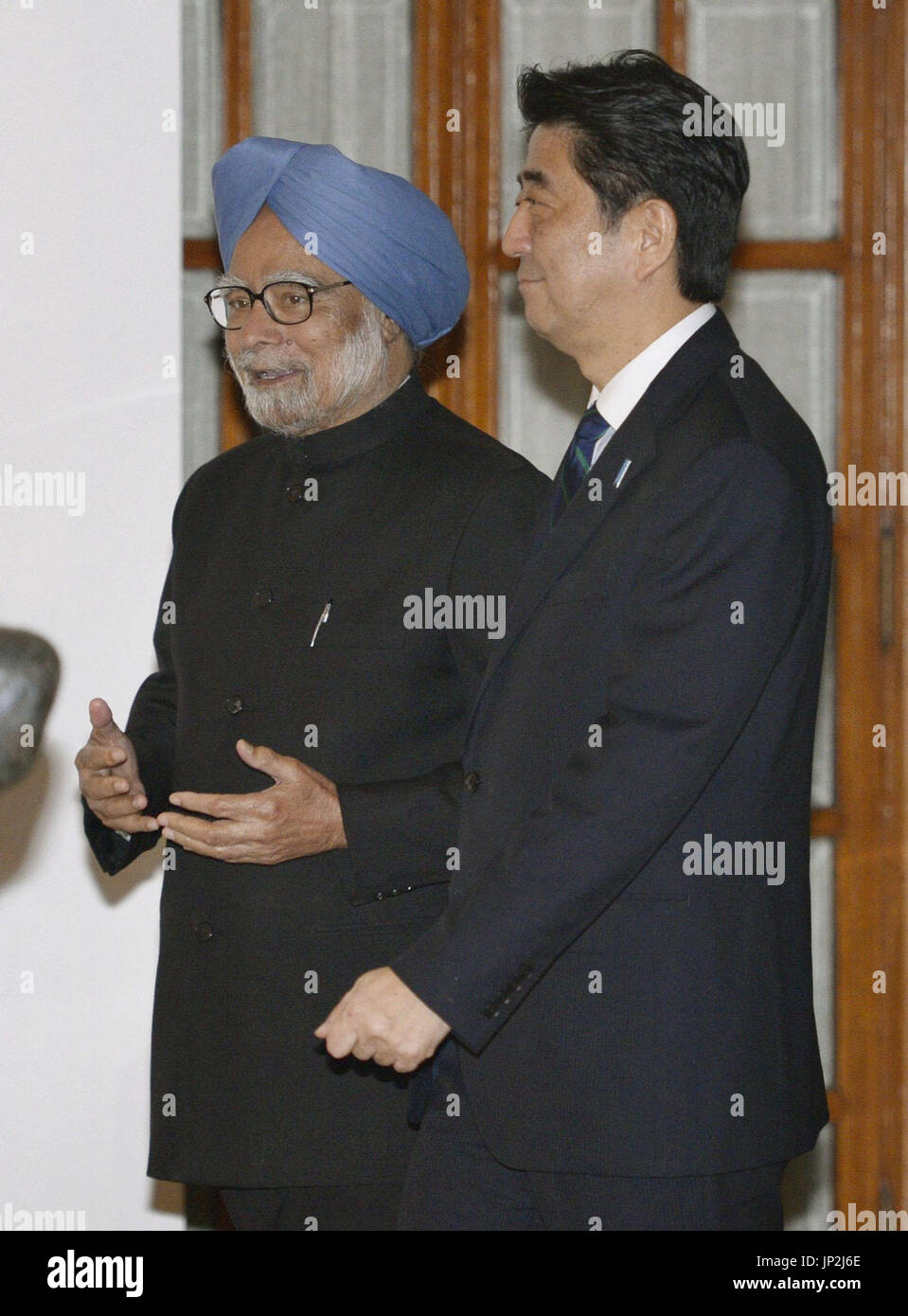 NEW DELHI, India - Japanese Prime Minister Shinzo Abe (R) and Indian ...