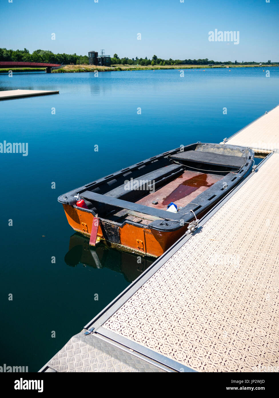 Eton dorney rowing lake hi-res stock photography and images - Alamy