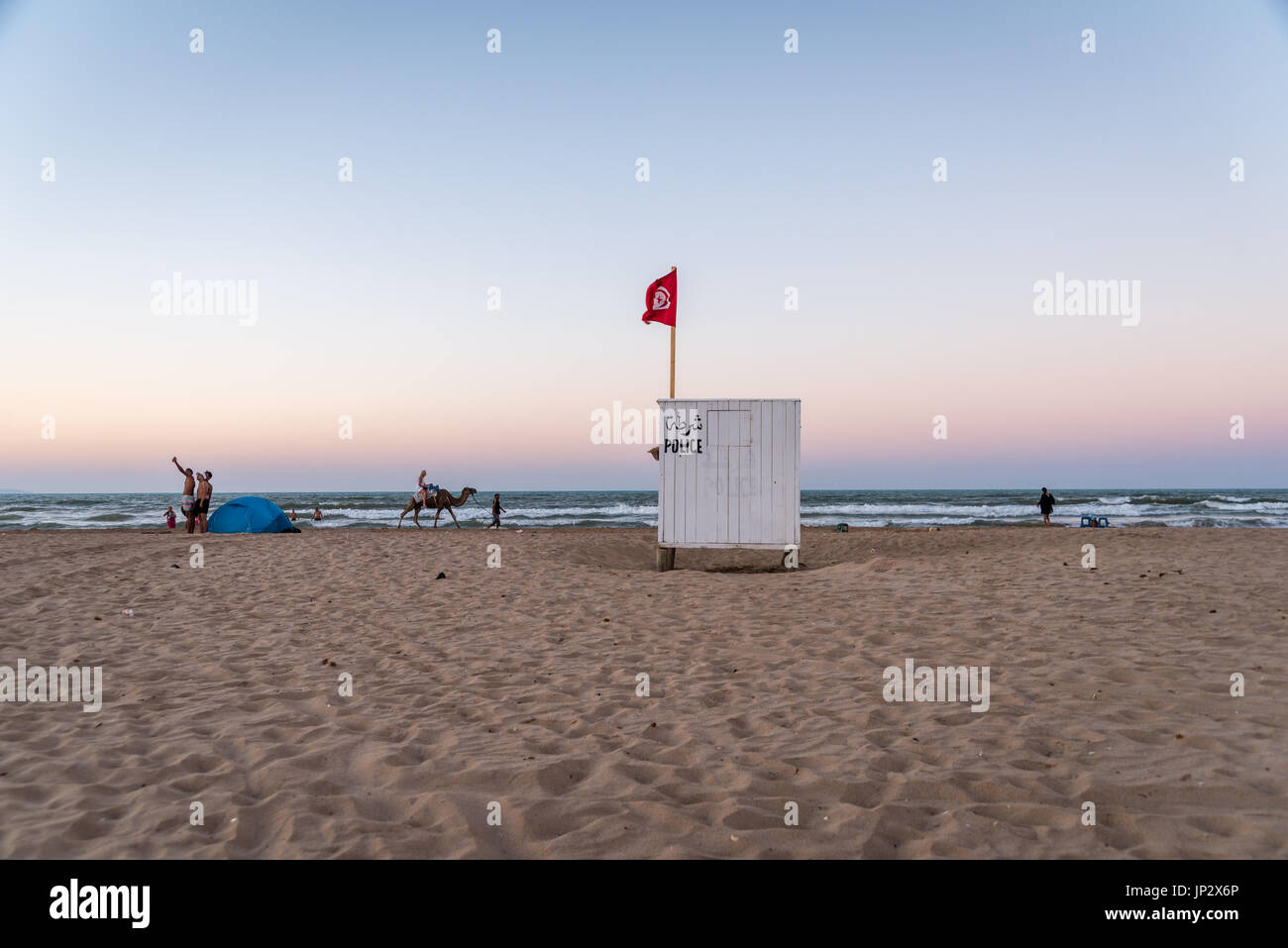 Beach life selfie hi-res stock photography and images - Alamy