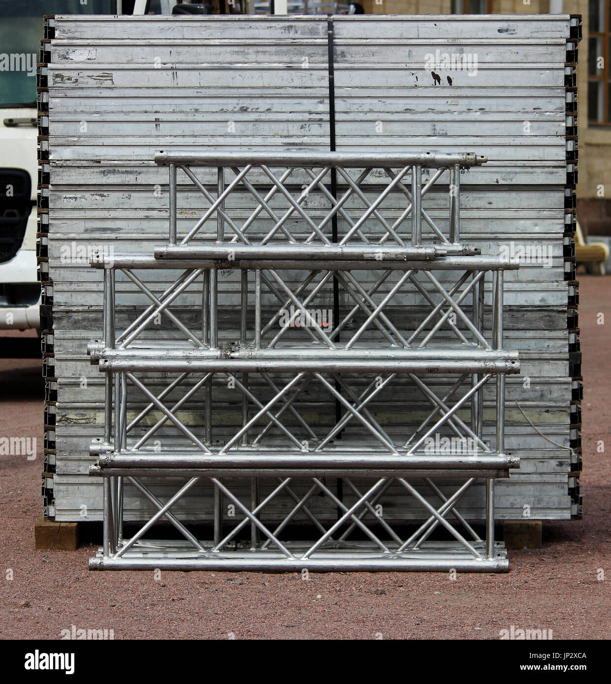 Details for the assembly of metal structures in the form of a scene ...