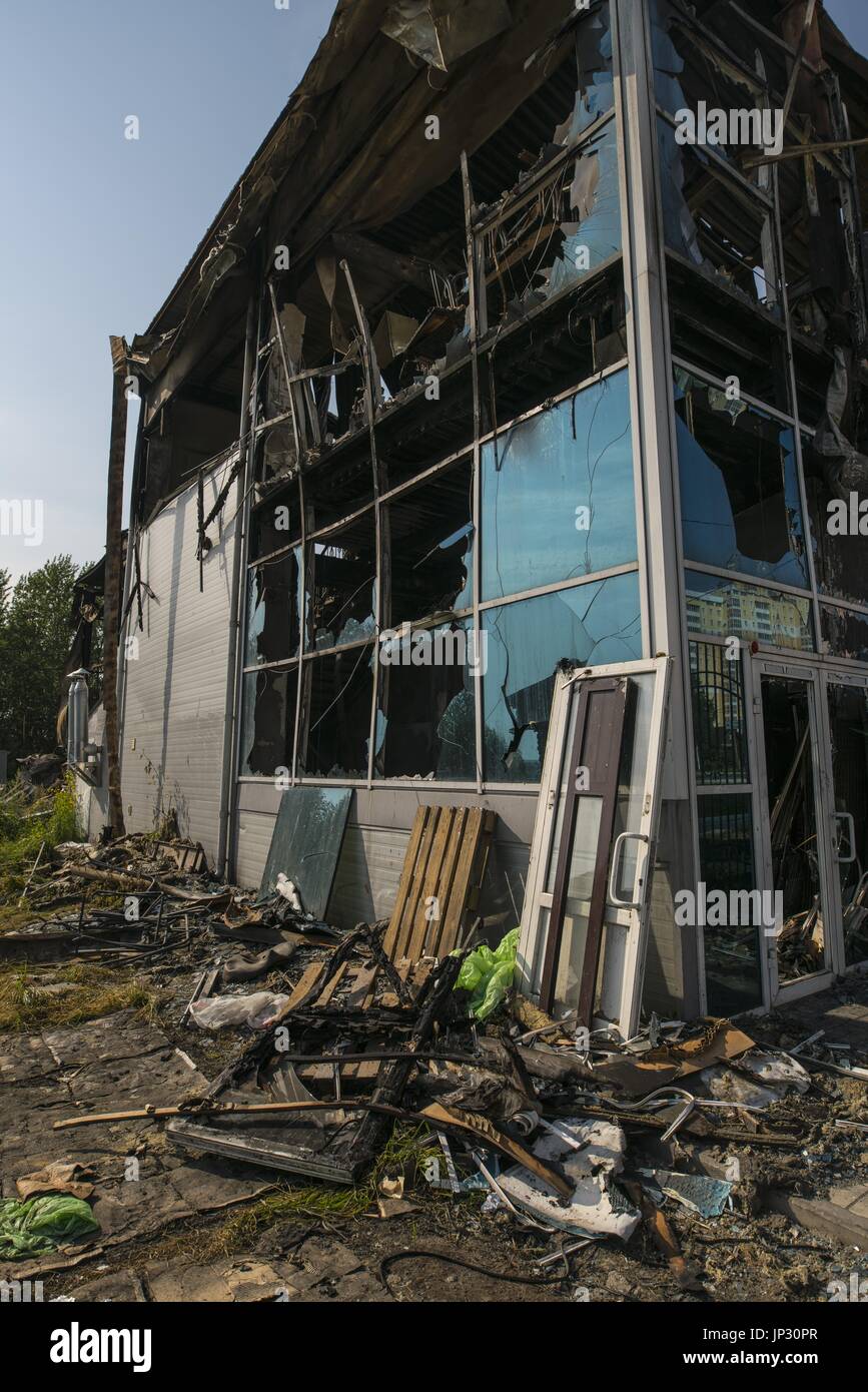 Burned construction broken windows hi-res stock photography and images ...