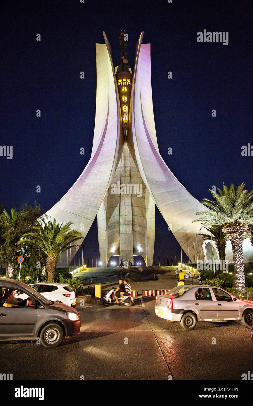 Martyrs' memorial, algiers hi-res stock photography and images - Alamy