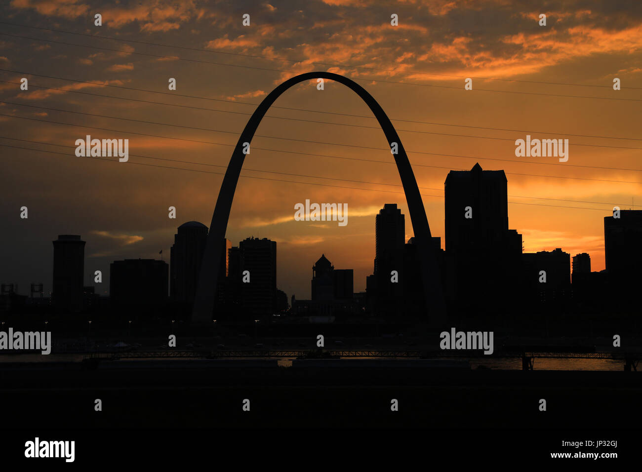 Sunset over the Gateway Arch and St. Louis, Missouri Stock Photo - Alamy