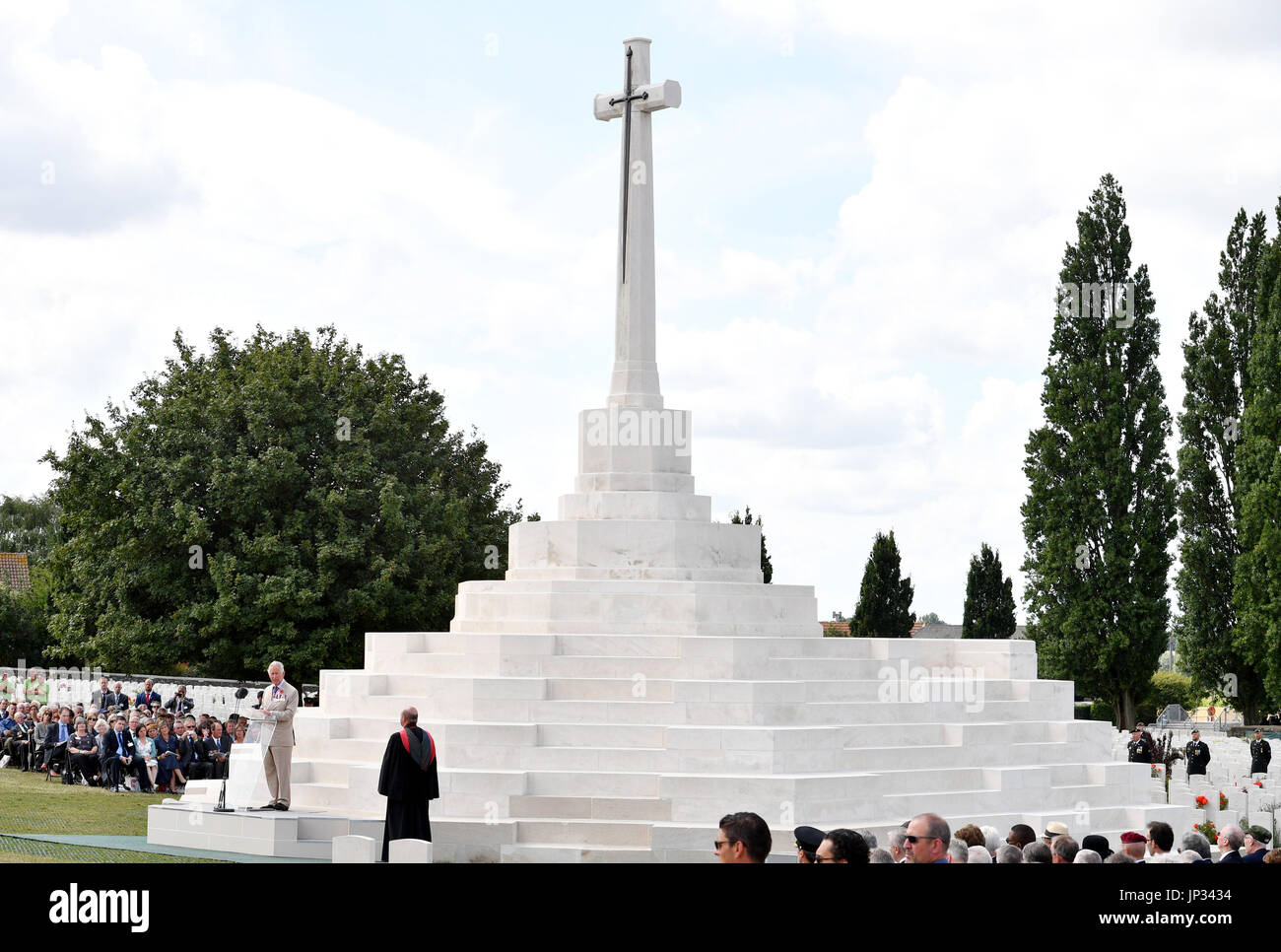The Prince of Wales speaking at Tyne Cot Commonwealth War Graves ...
