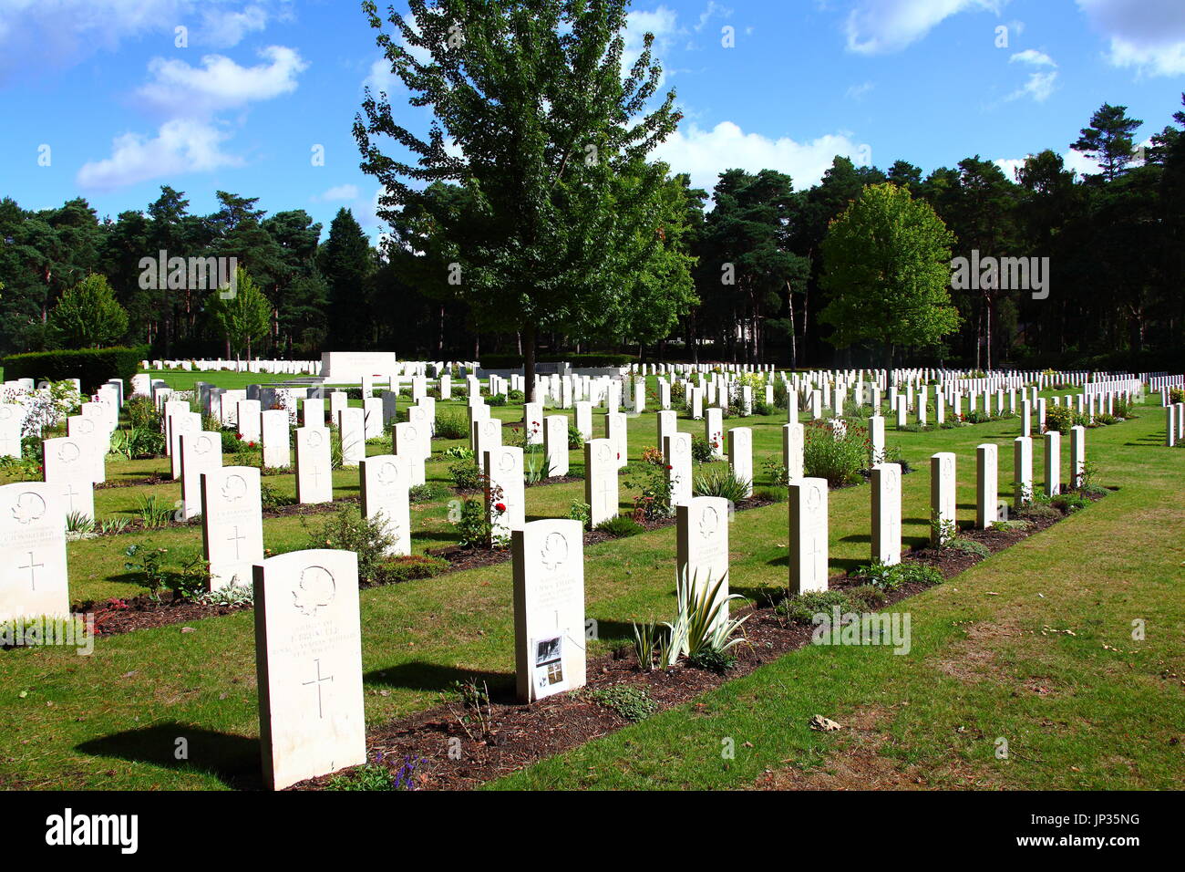 Brookwood Cemetery and Military Cemetery, also known as the London ...