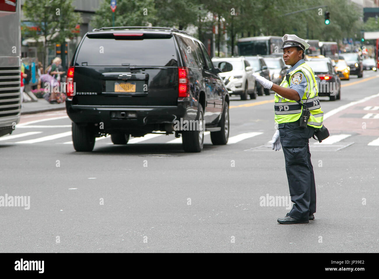 Nypd traffic officer directing traffic hi-res stock photography and images - Alamy