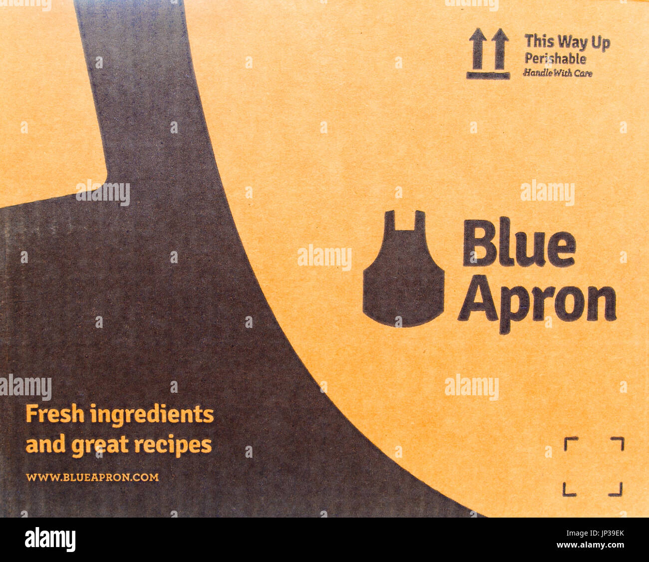 A side of a Blue Apron cardboard shipping box Stock Photo - Alamy