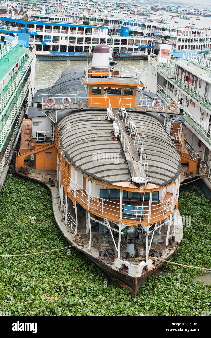 The old Rocket paddle steamer, Saderghat, Dhaka, Bangladesh Stock Photo ...