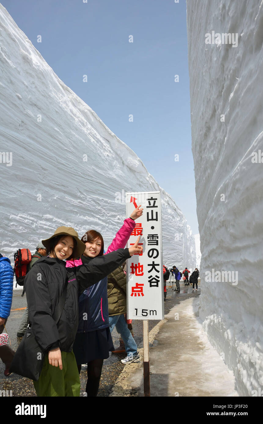 TOYAMA, Japan - The entire Tateyama Kurobe Alpine Route reopens to ...