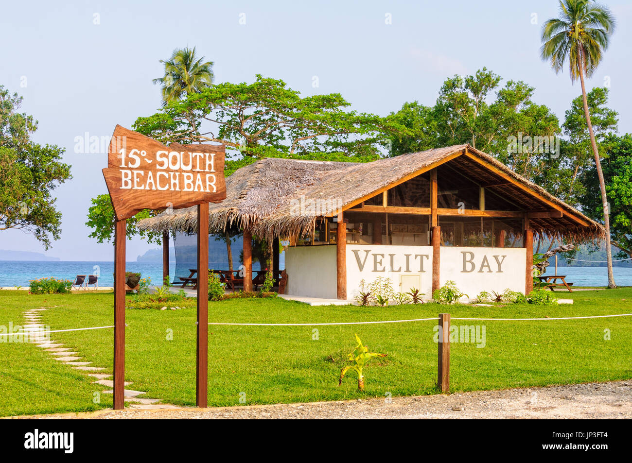 15 Degrees South Beach Bar at the gorgeous Velit Bay offers great food ...