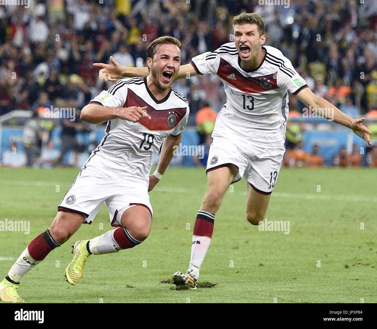 RIO DE JANEIRO, Brazil - Germany's Mario Gotze (L) celebrates after ...