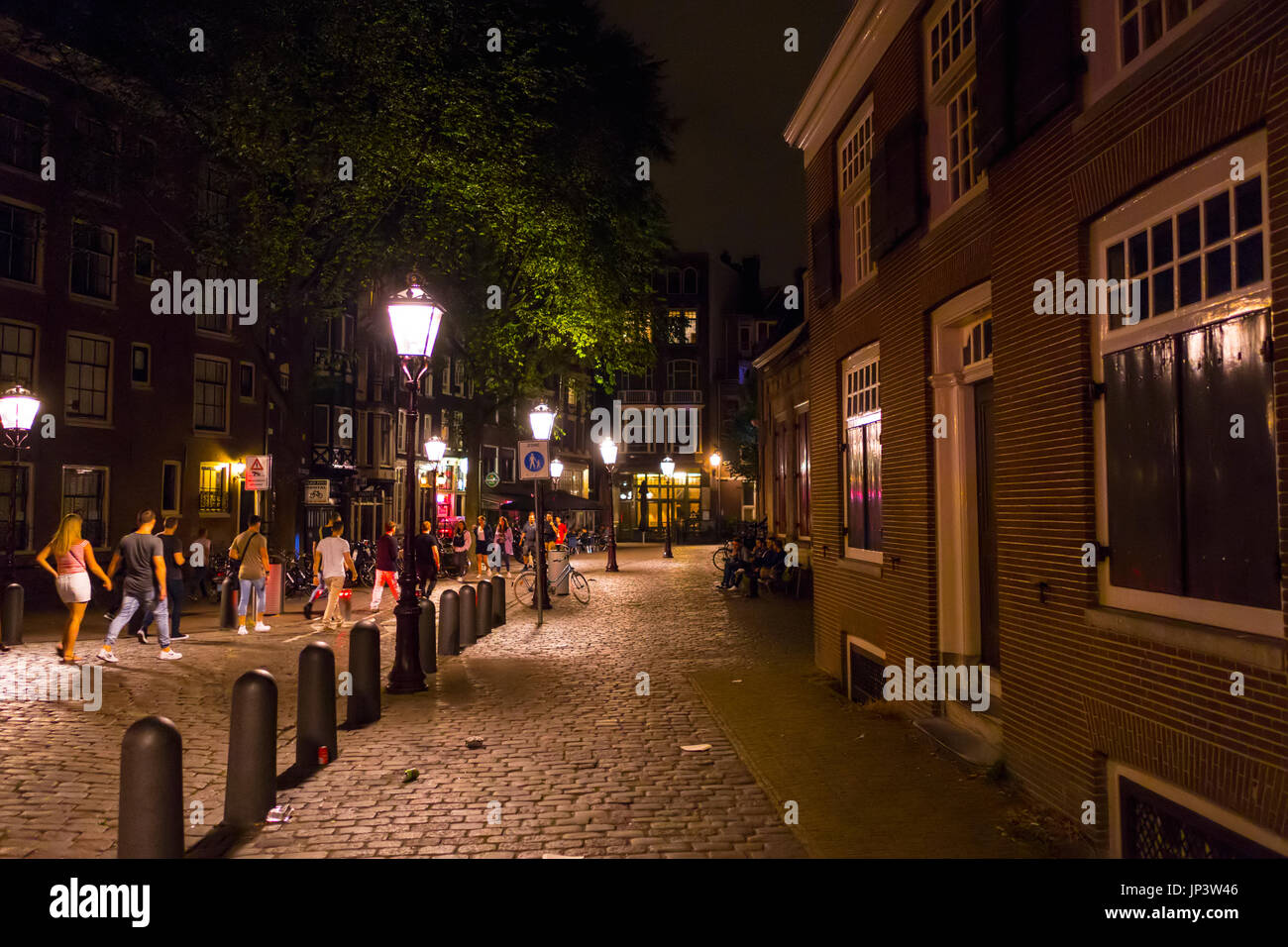 The beautiful small lanes and Sidewalks in the city center of Amsterdam ...