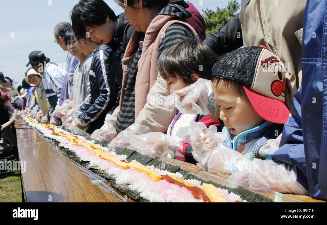 HIGASHIMATSUSHIMA, Japan - Some 100 residents in Higashimatsushima ...