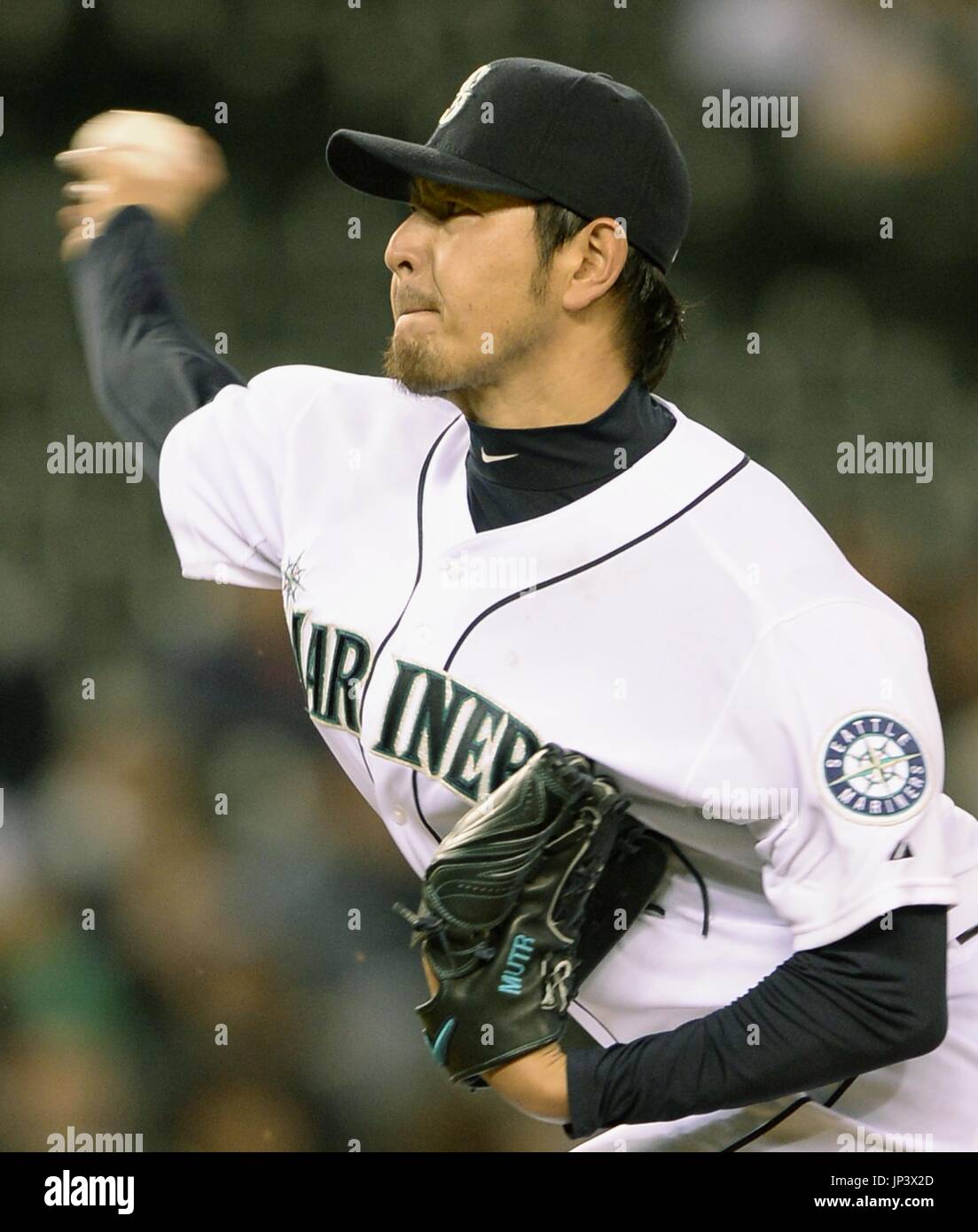SEATTLE, United States - Seattle Mariners pitcher Hisashi Iwakuma ...
